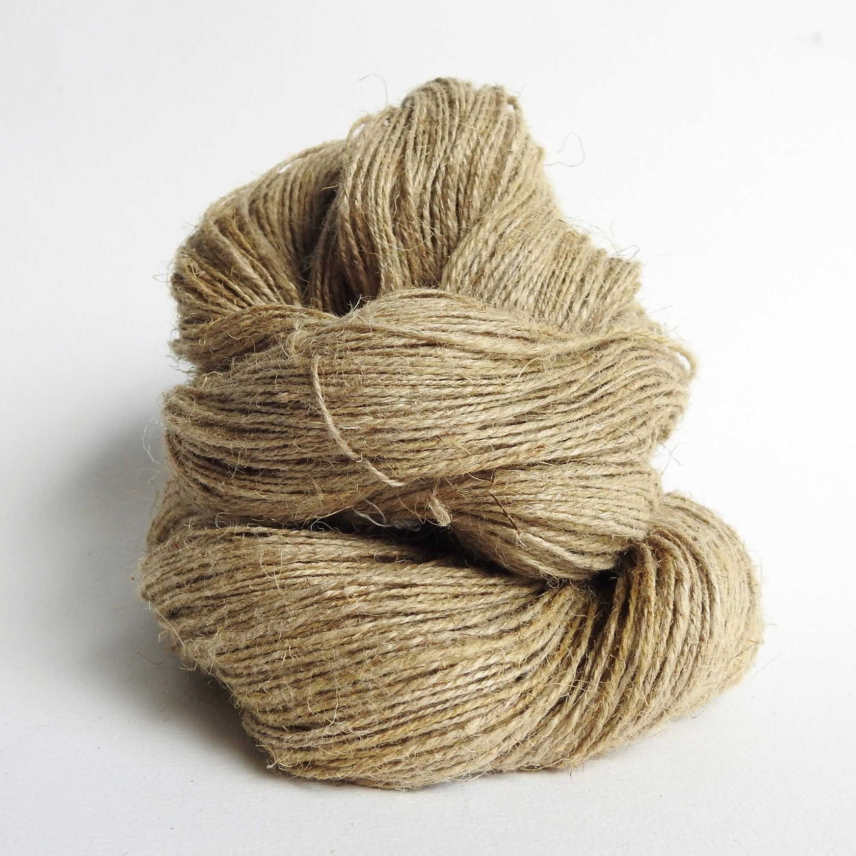 Linen Yarn - Natural Vegan Waxed Recycled | ORA Fabulous Fibres