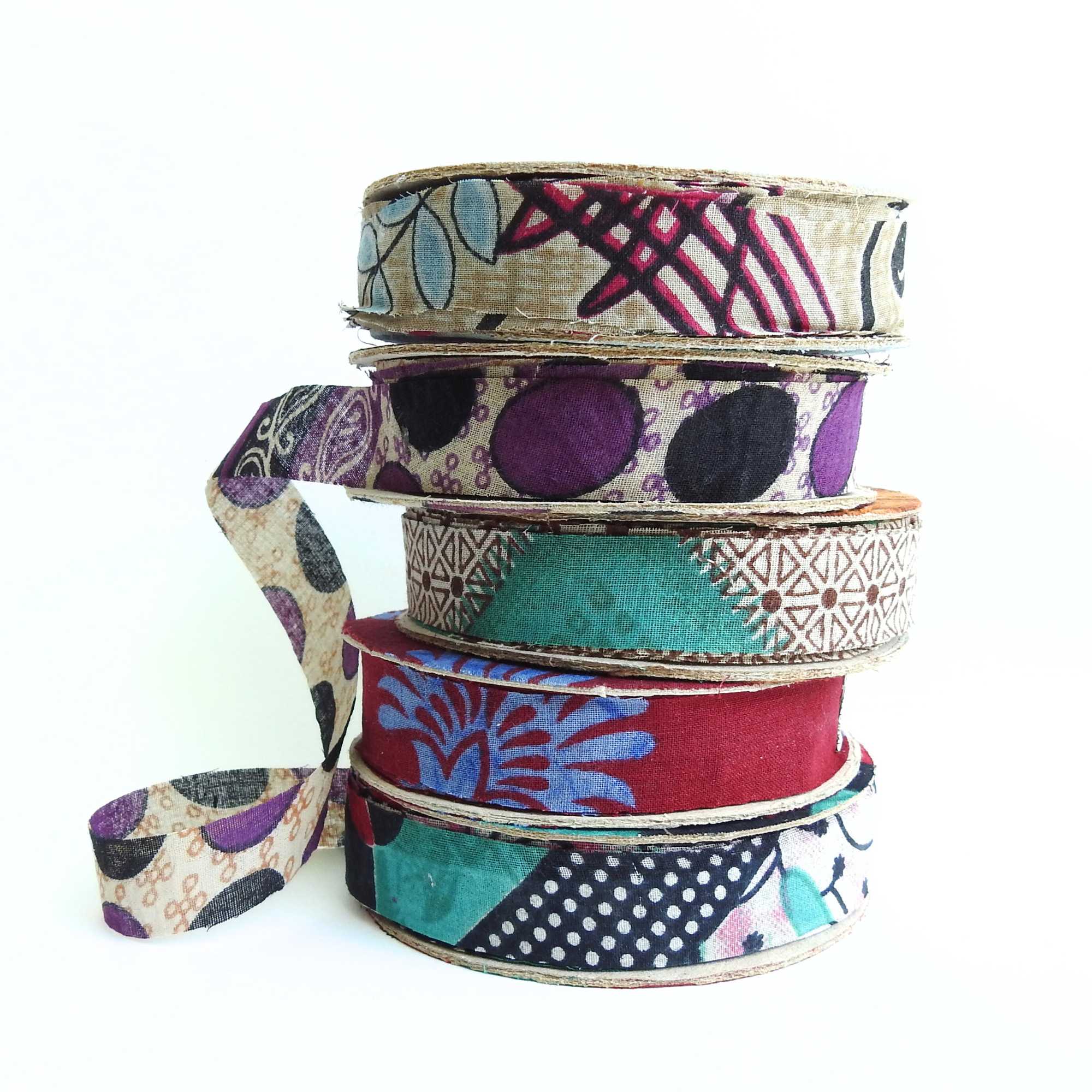 Fair Trade Upcycled Cotton Sari Ribbon – ORA Fabulous Fibres
